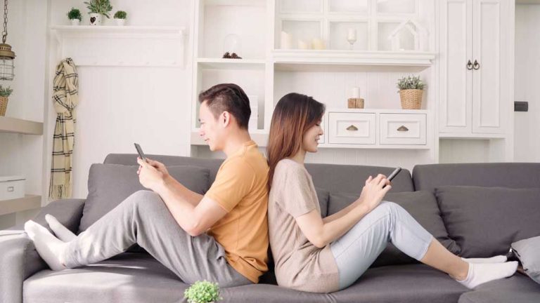 How to Turn Your Quarantine Into A Honeymoon Phase in 8 Steps ...